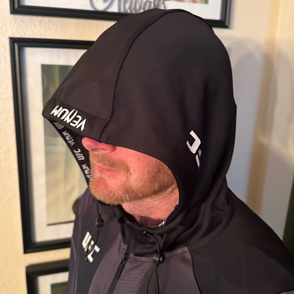 UFC | Jackets & Coats | Ufc Venum Fight Night Mens Walkout Hoodie ...